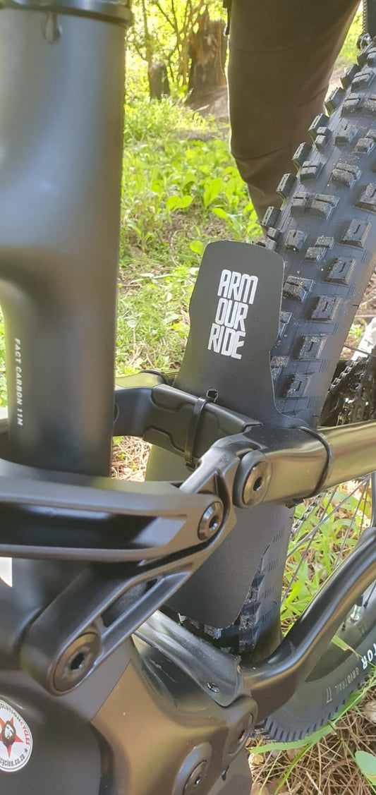 ARMOUR-RIDE LOS MUERTOS MUDDY